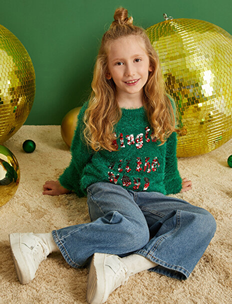 Koton Kız Çocuk Yılbaşı Temalı İşlemeli Triko Kazak Uzun Kollu Pullu