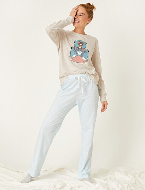 Koton Kadın Tom ve Jerry Lisanslı Baskılı Pijama Takımı