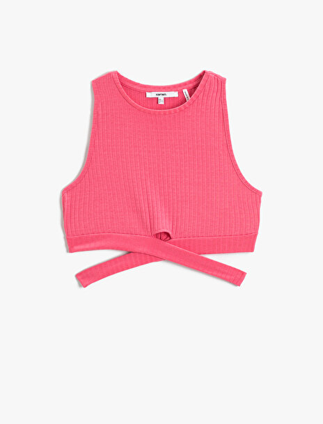 Koton Kadın Crop Atlet Pencere Detaylı Bisiklet Yaka