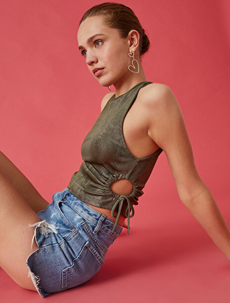 Koton Kadın Crop Atlet Halter Yaka Pencere Detaylı Koton Kadın Crop Atlet Halter Yaka Pencere Detaylı
