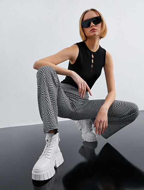 Koton Kadın Kareli İspanyol Paça Pantolon