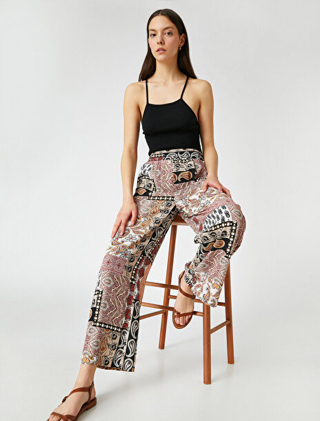 Koton Kadın Yüksek Bel Desenli Bol Paçalı Pantolon