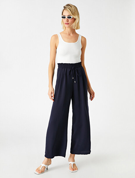 Koton Kadın Beli Bağlama Detaylı Yüksek Bel Geniş Paça Pantolon