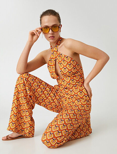 Koton Kadın Desenli Tulum Boyundan Bağlamalı Koton Kadın Desenli Tulum Boyundan Bağlamalı