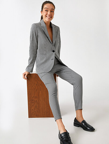 Koton Kadın Ekose Dar Paça Kumaş Pantolon