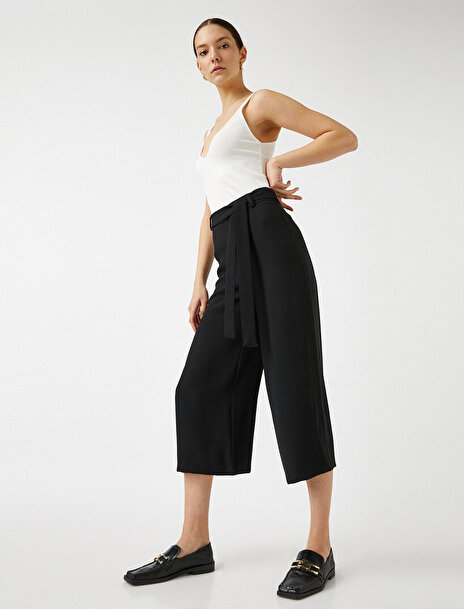 Koton Kadın Beli Bağlamalı Bol Paça Crop Pantolon