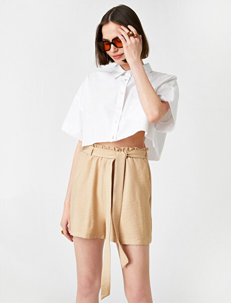 Koton Kadın Rahat Kesim Cepli Kemerli Şort