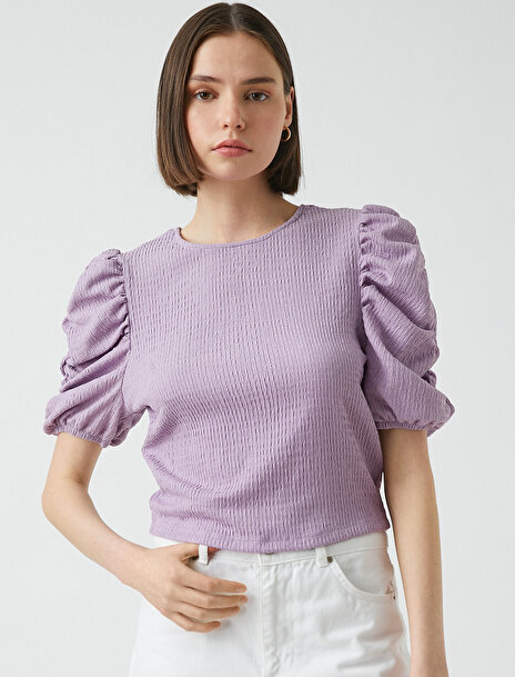 Koton Kadın Crop Tişört Balon Kollu Bisiklet Yaka Koton Kadın Crop Tişört Balon Kollu Bisiklet Yaka