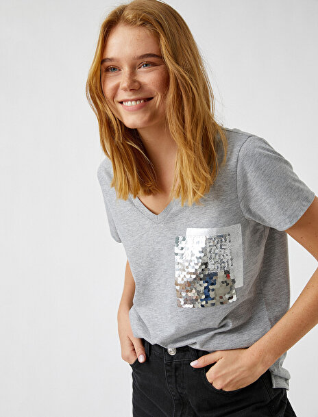 Koton Kadın V Yaka Payet Kısa Kollu Tişört