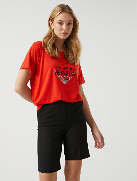 Koton Kadın Baskılı Pullu Tişört Bisiklet Yaka