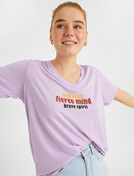 Koton Kadın Slogan Baskılı Tişört V Yaka Kısa Kollu