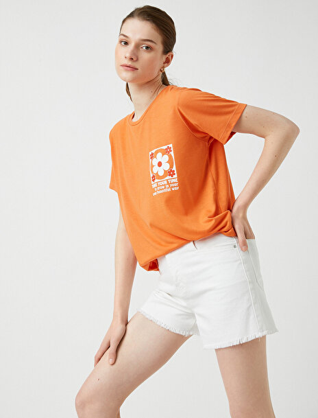 Koton Kadın Sırtı Baskılı Tişört Kısa Kollu Bisiklet Yaka