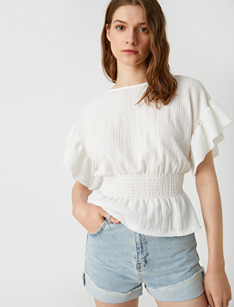 Koton Kadın Kısa Kollu Tişört Gipe Detaylı Fırfırlı Koton Kadın Kısa Kollu Tişört Gipe Detaylı Fırfırlı