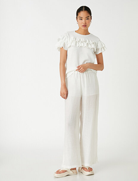 Koton Kadın Fırfır Detaylı Gipeli Tişört