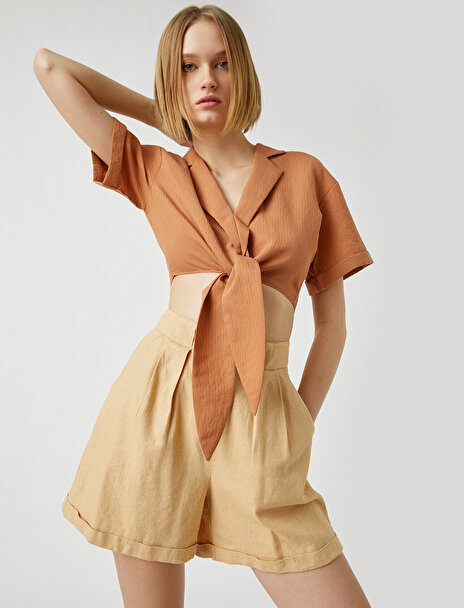 Koton Kadın V Yaka Beli Bağlamalı Kısa Kollu Crop Gömlek