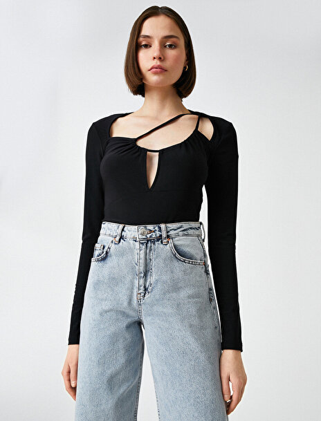 Koton Kadın U Yaka Pencere Detaylı Bluz Uzun Kollu