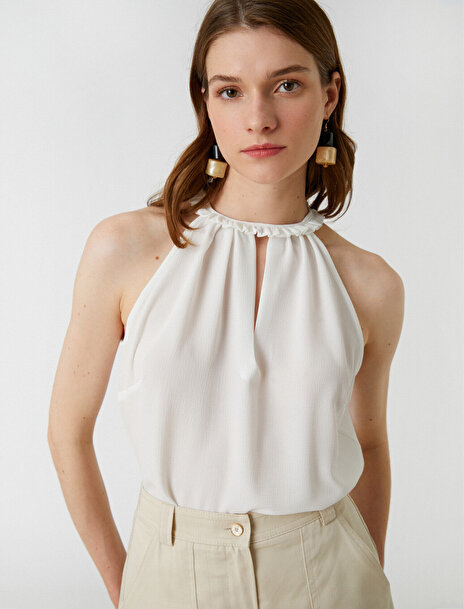 Koton Kadın Kolsuz Bluz Yaka Detaylı