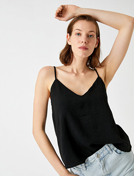 Koton Kadın İnce Askılı Atlet V Yaka