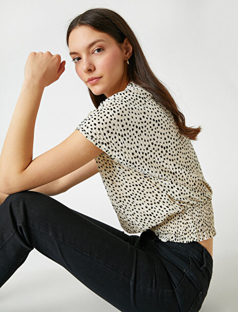 Koton Kadın Puantiyeli Kısa Kollu Bluz