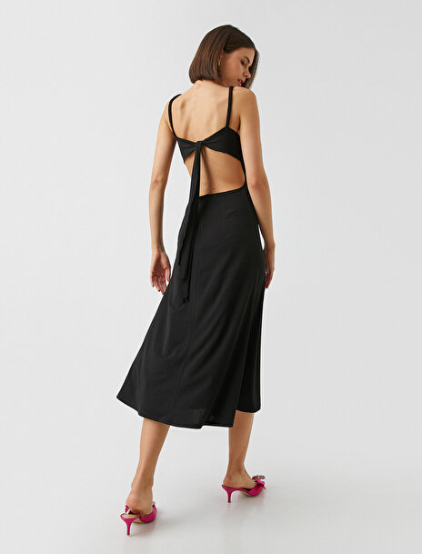 Koton Kadın Sırttan Bağlama Detaylı Midi Elbise Koton Kadın Sırttan Bağlama Detaylı Midi Elbise