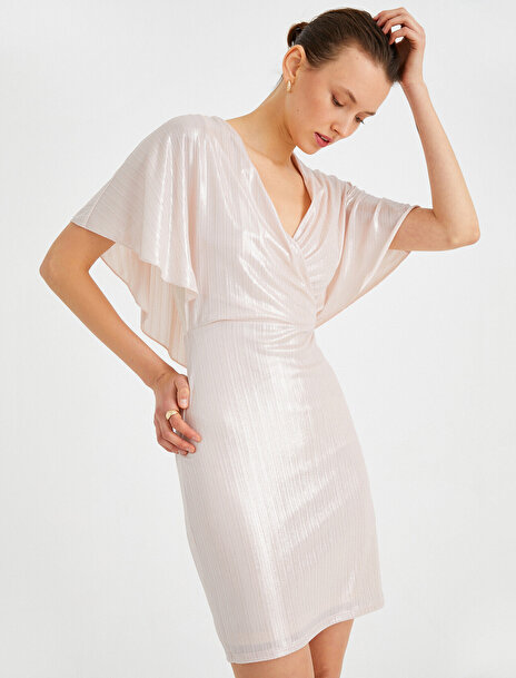 Koton Kadın Yarasa Kol V Yaka Mini Elbise