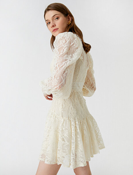 Koton Kadın Dantelli Mini Elbise Balon Kollu Koton Kadın Dantelli Mini Elbise Balon Kollu