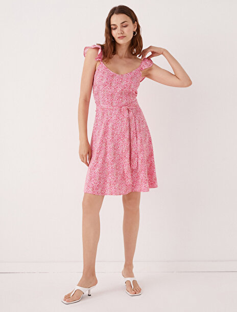 Koton Kadın Desenli Mini Elbise Fırfır Detaylı Kuşaklı Koton Kadın Desenli Mini Elbise Fırfır Detaylı Kuşaklı