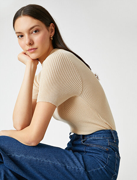 Koton Kadın Kısa Kollu Fitilli Triko Kazak