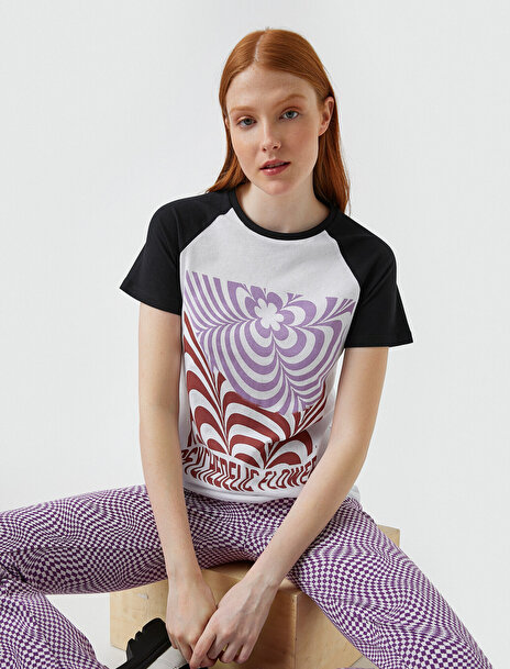 Koton Kadın Baskılı Kısa Kollu Pamuklu Tişört