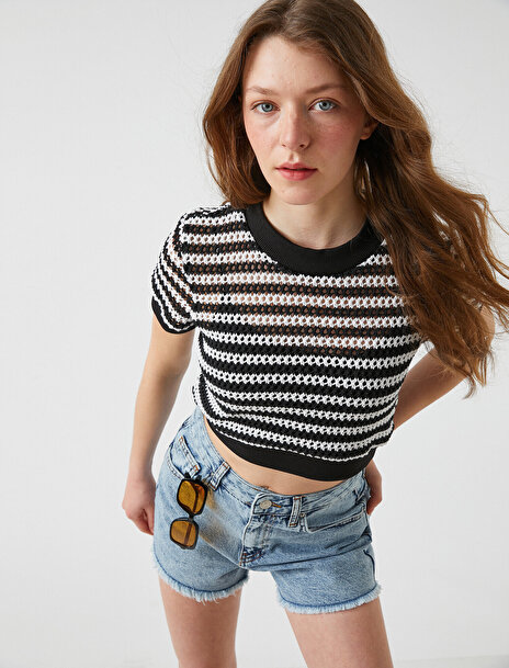 Koton Kadın Crop Örgü Tişört Bisiklet Yaka