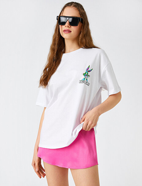 Koton Kadın Sırtı Bugs Bunny Basklılı Tişört Lisanlı Kısa Kollu