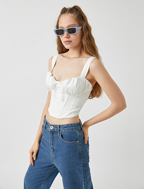 Koton Kadın Crop Top Askılı Biye Detaylı Koton Kadın Crop Top Askılı Biye Detaylı