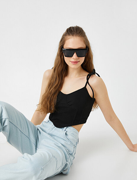 Koton Kadın Askılı Kalp Yaka Crop Top