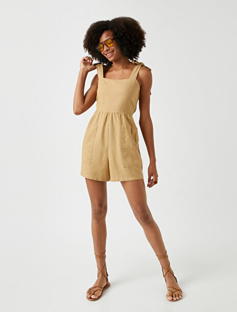 Koton Kadın Şort Tulum Sırt Detaylı Keten Karışımlı