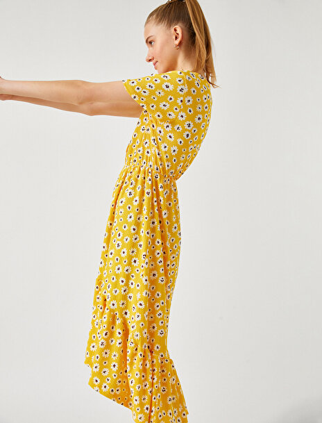 Koton Kadın Fırfırlı Kısa Kollu Midi Elbise