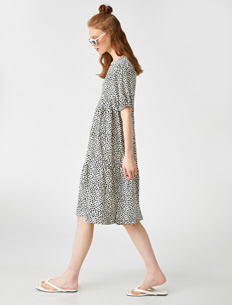 Koton Kadın Kısa Kollu Midi Boy Bisiklet Yaka Puantiyeli Fırfır Detaylı Elbise