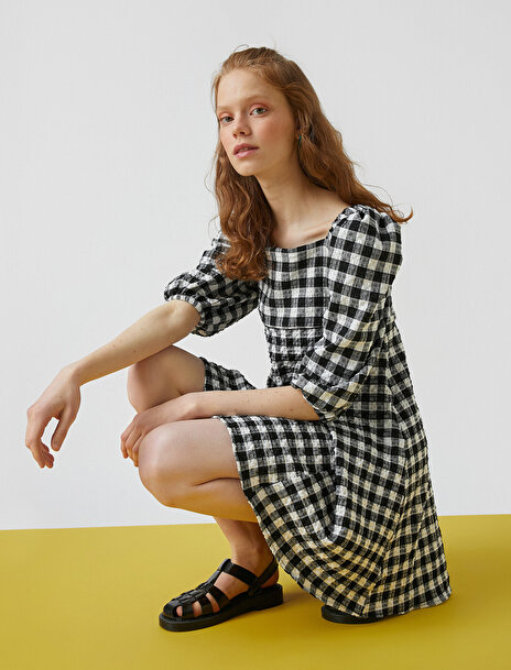 Koton Kadın Kare Yaka Mini Elbise Koton Kadın Kare Yaka Mini Elbise