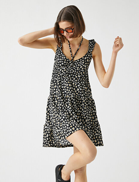 Koton Kadın Çiçekli Mini Elbise Askılı Fırfırlı Yaka Detaylı