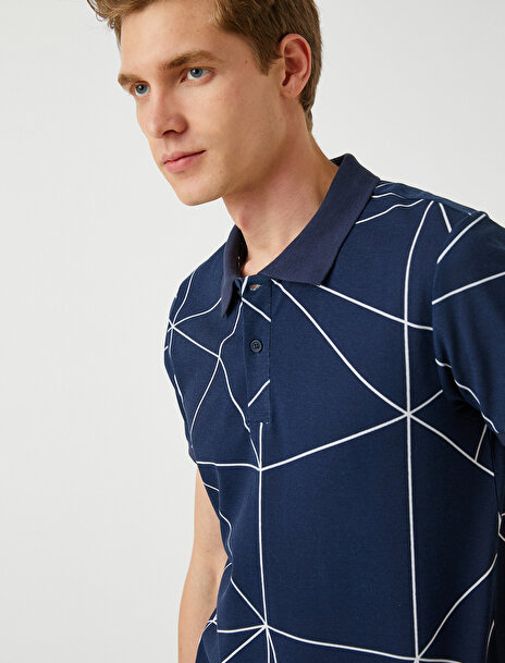 Koton Erkek Geometrik Desenli Polo Yaka Tişört Koton Erkek Geometrik Desenli Polo Yaka Tişört