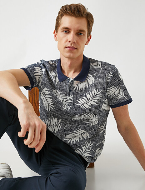 Koton Erkek Yaprak Desenli Polo Yaka Tişört