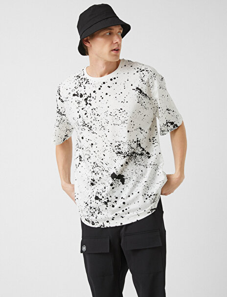 Koton Erkek Boya Desenli Oversize Tişört