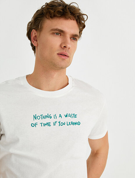 Koton Erkek Slim Fit Baskılı Tişört