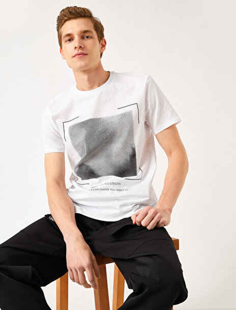 Koton Erkek Slim Fit Baskılı Tişört