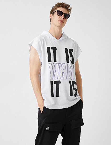 Koton Erkek Kapşonlu Baskılı Kolsuz Tişört