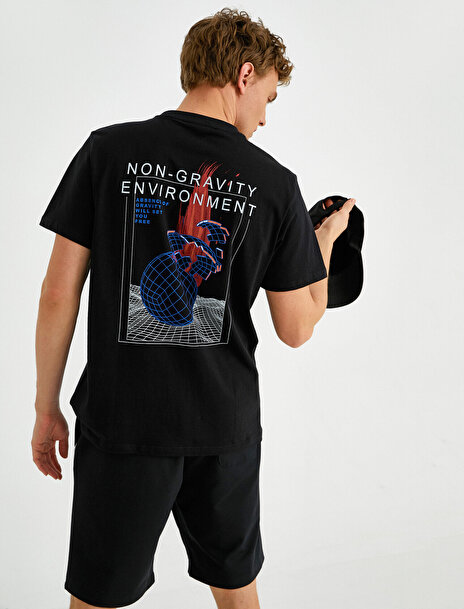 Koton Erkek Standart Fit Arkası Baskılı Tişört