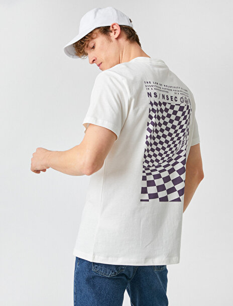 Koton Erkek Arkası Baskılı Tişört