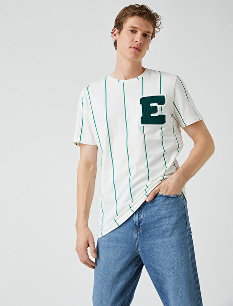 Koton Erkek Çizgili Havlu Kumaş İşlemeli Tişört