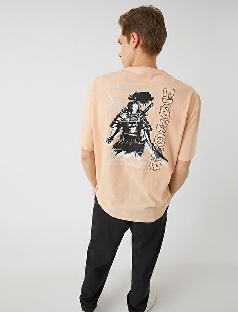 Koton Erkek Sırt Baskılı Oversize Tişört Koton Erkek Sırt Baskılı Oversize Tişört