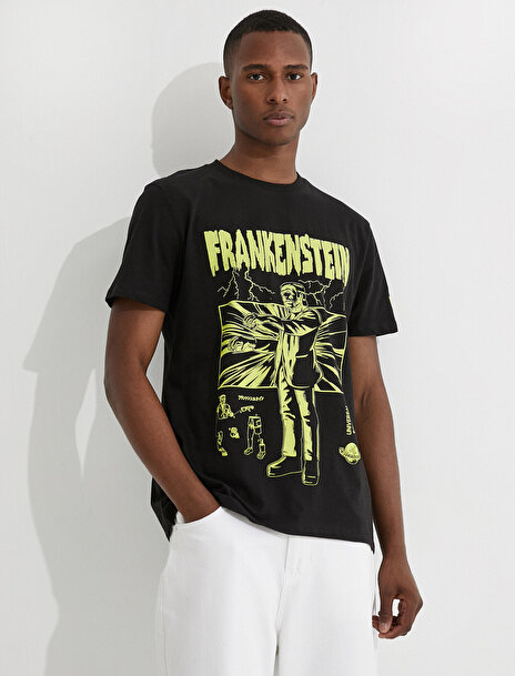 Koton Erkek Frankenstein Tişört Lisanslı Baskılı Koton Erkek Frankenstein Tişört Lisanslı Baskılı