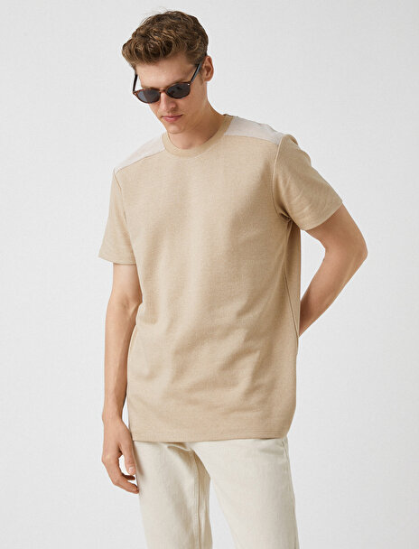 Koton Erkek Omuz Detaylı Örme Tişört